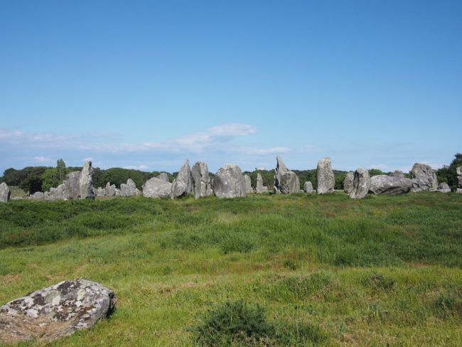 Balade à Carnac à la découverte des alignements